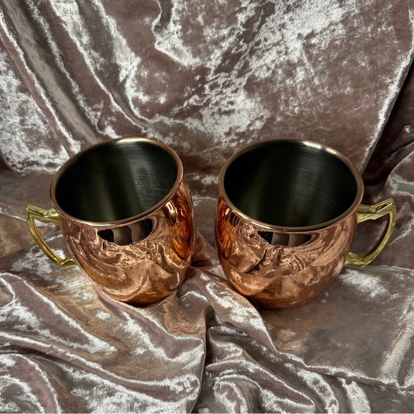 Hunt a Killer | Dining | Brass Hunt A Killer Mule Mugs | Poshmark
